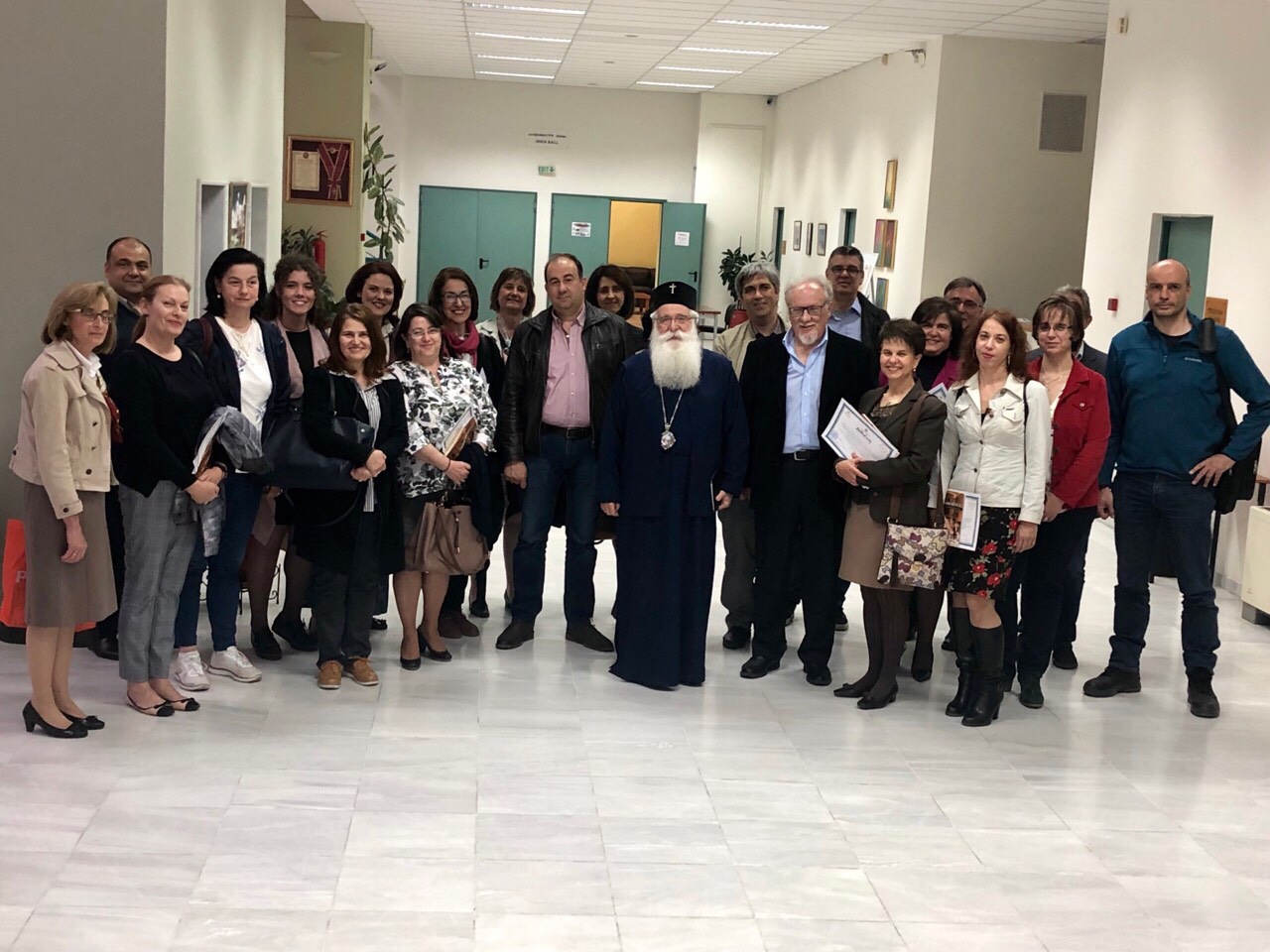 «ΚΑΤΩ ΑΠΟ ΤΟ ΧΑΛΙ ΤΗΣ ΙΣΤΟΡΙΑΣ: ΠΩΣ ΓΡΑΦΕΤΑΙ ΚΑΙ ΠΩΣ ΚΡΙΝΕΤΑΙ ΕΝΑ ...